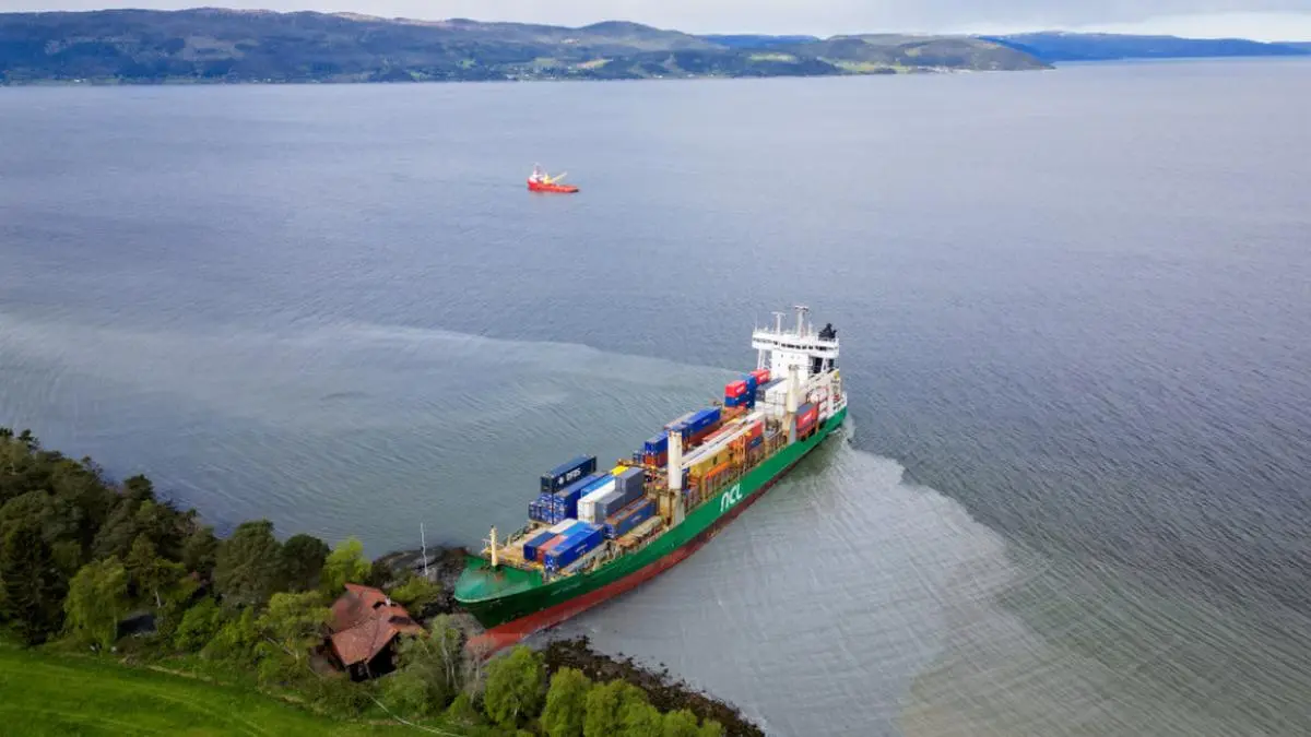 Norwegen: Beinahe-Katastrophe: Containerschiff krachte in Garten